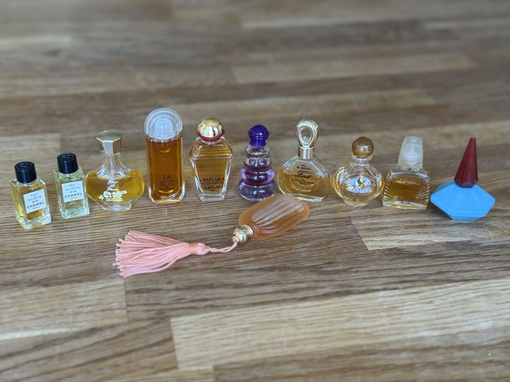 Lot de minis parfums (Gebraucht) in Grand-Lancy für CHF 15 – mit ...