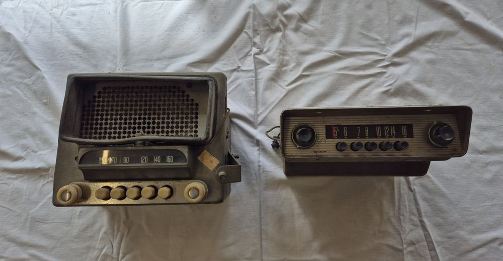 2x Retro,Oldtimer Autoradios (Gebraucht) in Bremgarten AG für CHF 80 ...