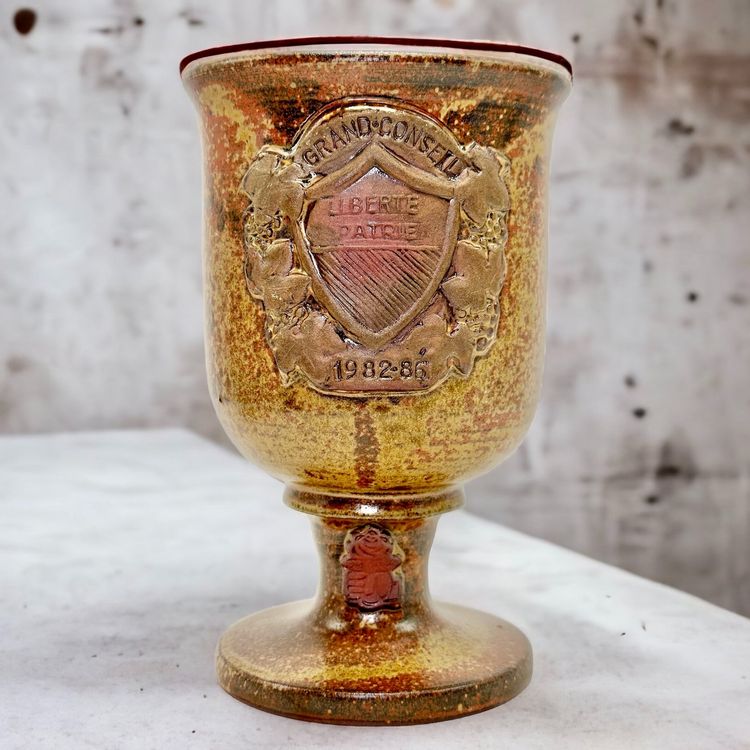 Calice Grand Conseil VAUD 1982/86 en grés René Golaz (Vevey) | Kaufen ...