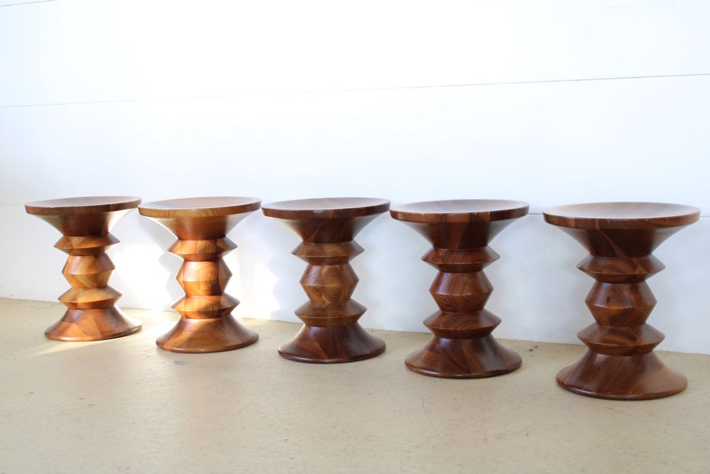 Designklassiker: Eames Stool, Hocker - Modell A | Kaufen auf Ricardo