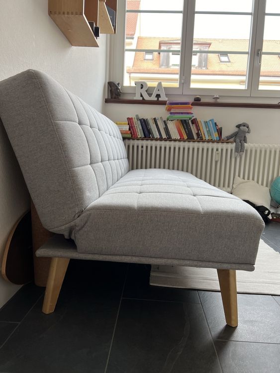 Kleines, kompaktes Bettsofa im nordisch Style | Kaufen auf Ricardo