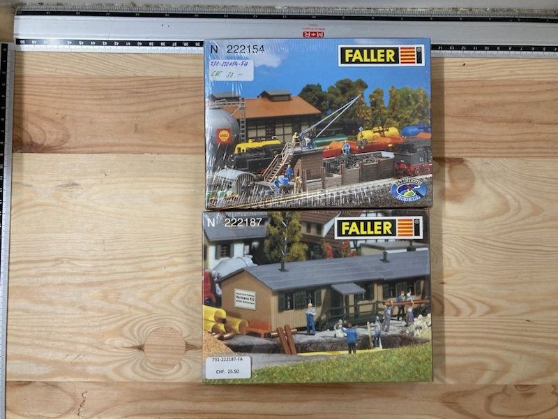 Faller N Set aus 222154 u. 222187 Bekohlungsanlage m.Baracke | Kaufen ...