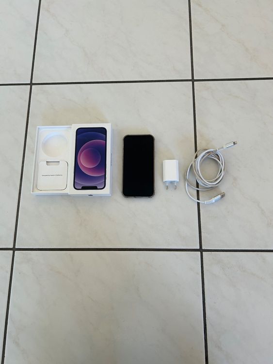 Apple iPhone 12 (Gebraucht) in Visp für CHF 299 – mit Lieferung auf ...
