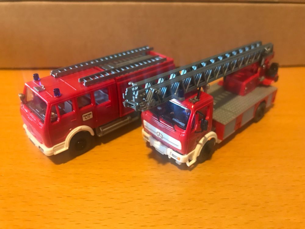 2x Mercedes LKW Feuerwehr (Gebraucht) in Luzern für CHF 20 – mit Lieferung auf Ricardo kaufen