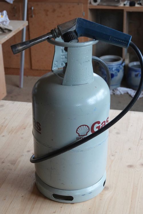 Gas Brenner mit Flasche 7.3 Kilo (Gebraucht) in für CHF 18 – nur ...