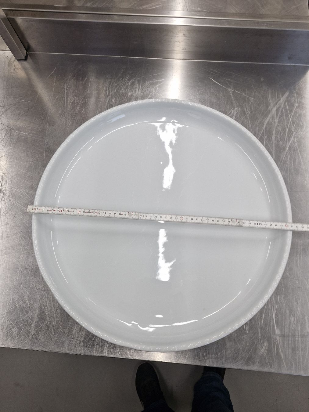 keramik Platte rund sehr robust (Gebraucht) in Hägglingen für CHF 75 ...