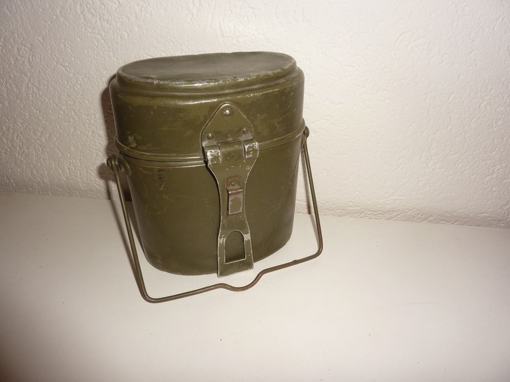 Swiss Armee antike 1940/41 Gamelle Feldflasche und Besteck (Gebraucht) in Hochfelden für CHF 29 ...