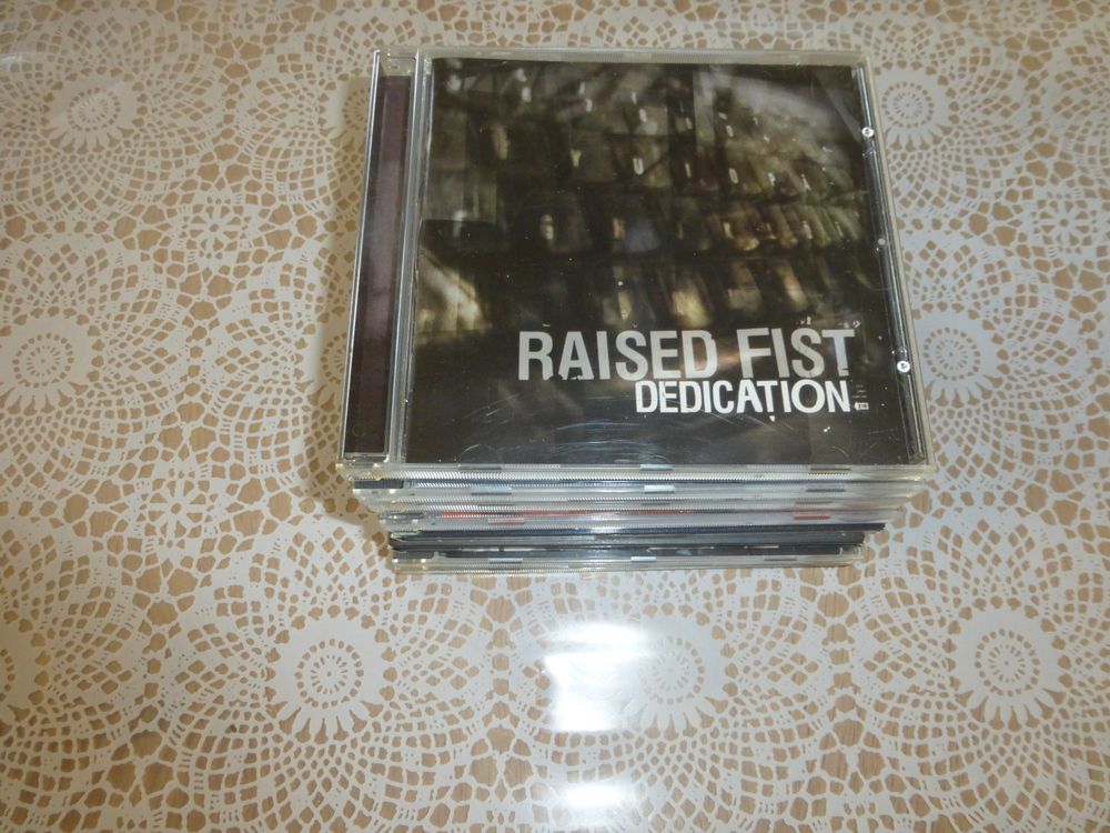RAISED FIST CD (Gebraucht) in herisau für CHF 1 – mit Lieferung auf ...