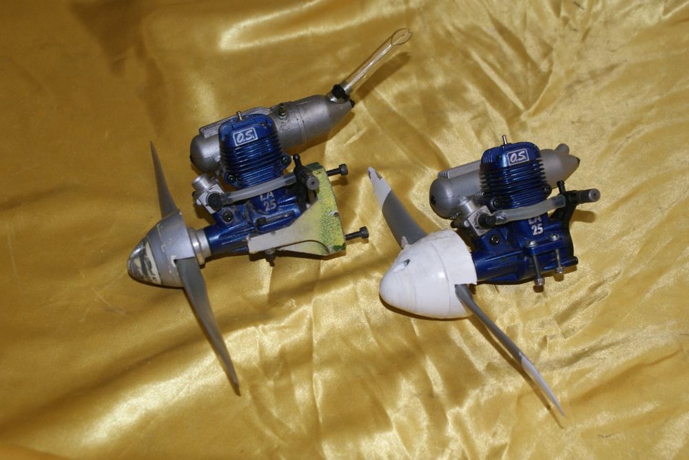 (81) 2 Motoren OS LA 25 mit Auspuff OS E-2030 | Kaufen auf Ricardo