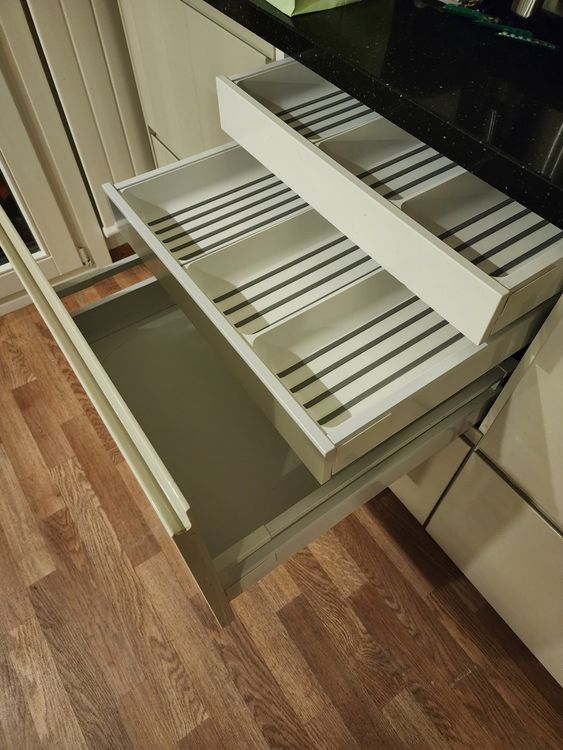 IKEA Method / Voxtorp Küchenbereich: Arbeitsplatte + Schrank (Gebraucht ...