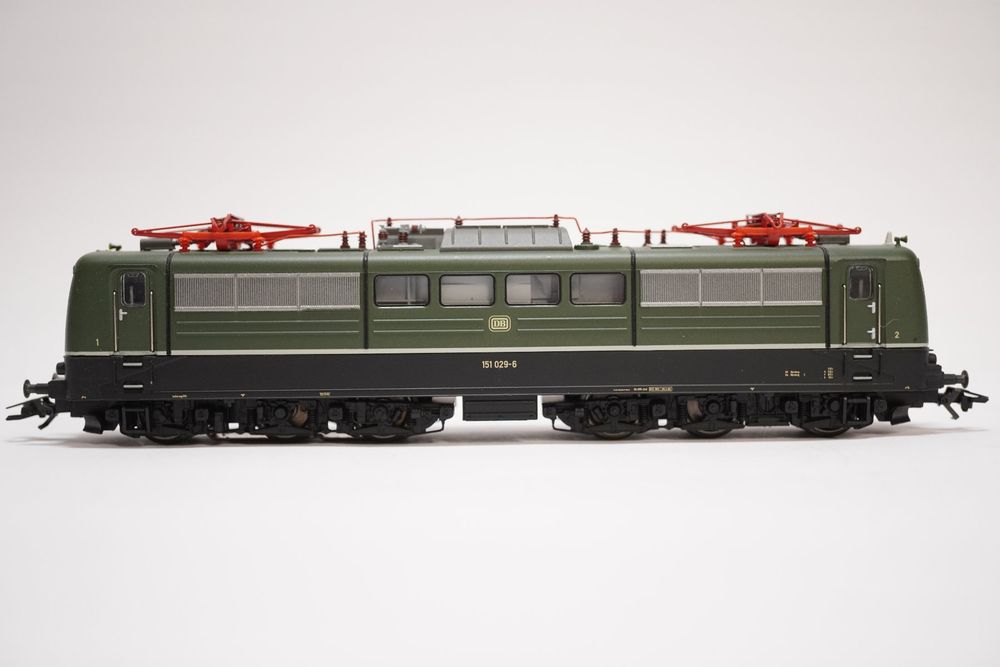 e38 Märklin aus 29051 DB BR 151 E-Lok grün | Kaufen auf Ricardo