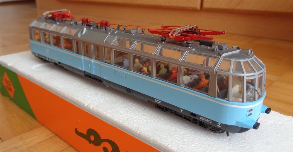 Roco 43930 gläserner Triebwagen BR 491 (Defekt) in für CHF 50 – mit ...