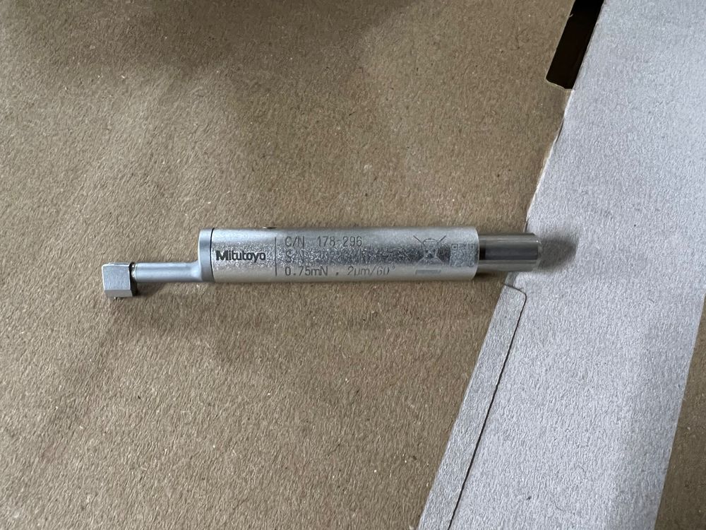 Mitutoyo Oberflächen-Rauheitsprüfgerät SJ-201P (Gebraucht) in Zuchwil ...