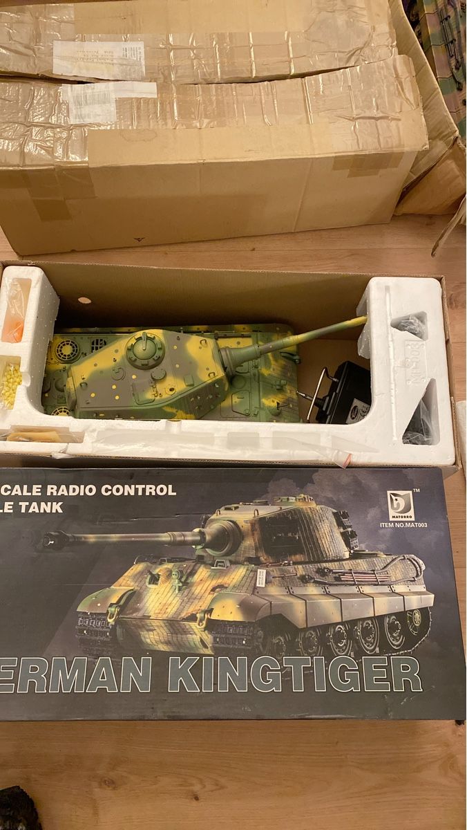 King Tiger RC - Panzer Allemand Radiocommandé (Défectueux) à Montmollin ...