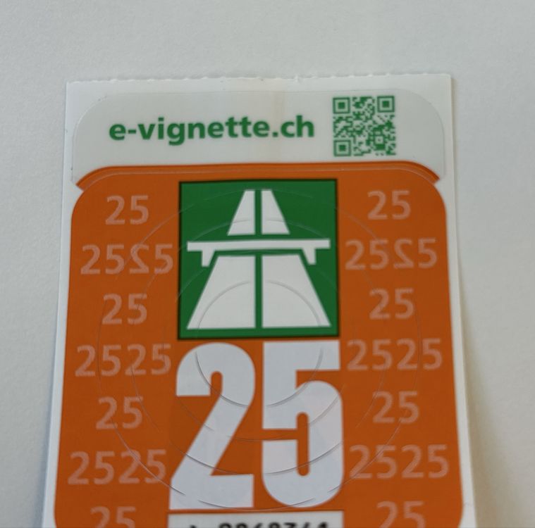 Autobahnvignette 2025 (Neu und originalverpackt) in Kerzers für CHF 36 – mit Lieferung auf ...