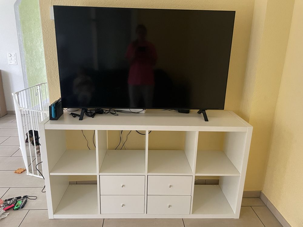 IKEA Kallax Shelf Unit - White, 8 Cubes w/ Inserts (Gebraucht) in Sins ...