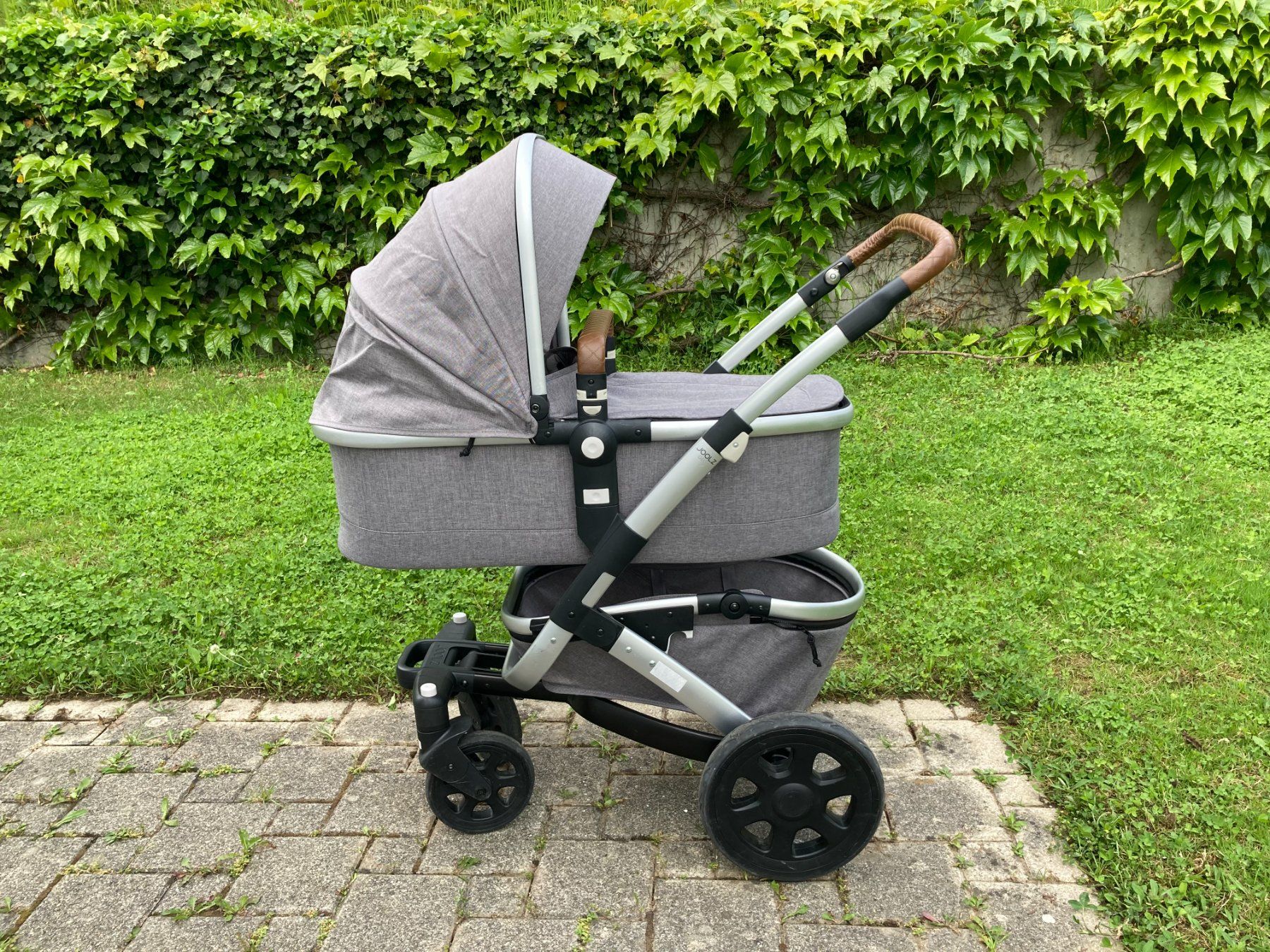 Joolz Geo 2 inkl. 2 Fellsäcke und Zubehör (Gebraucht) in Wetzikon ZH ...