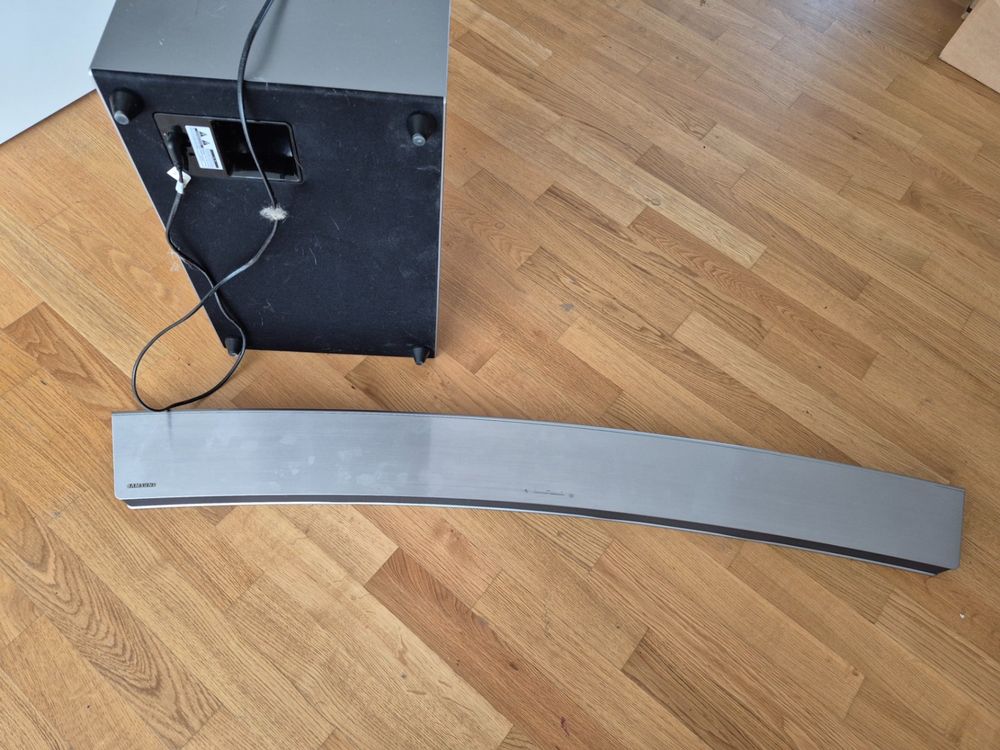 Soundbar Samsung HW-J7501 curved, System 8.1 (Gebraucht) in Nottwil für ...