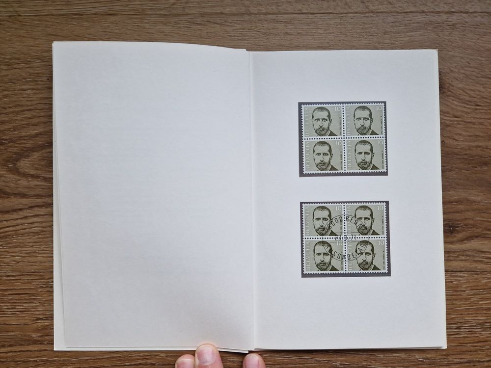 Heft mit der Briefmarkenausgabe Berühmte Mediziner | Kaufen auf Ricardo