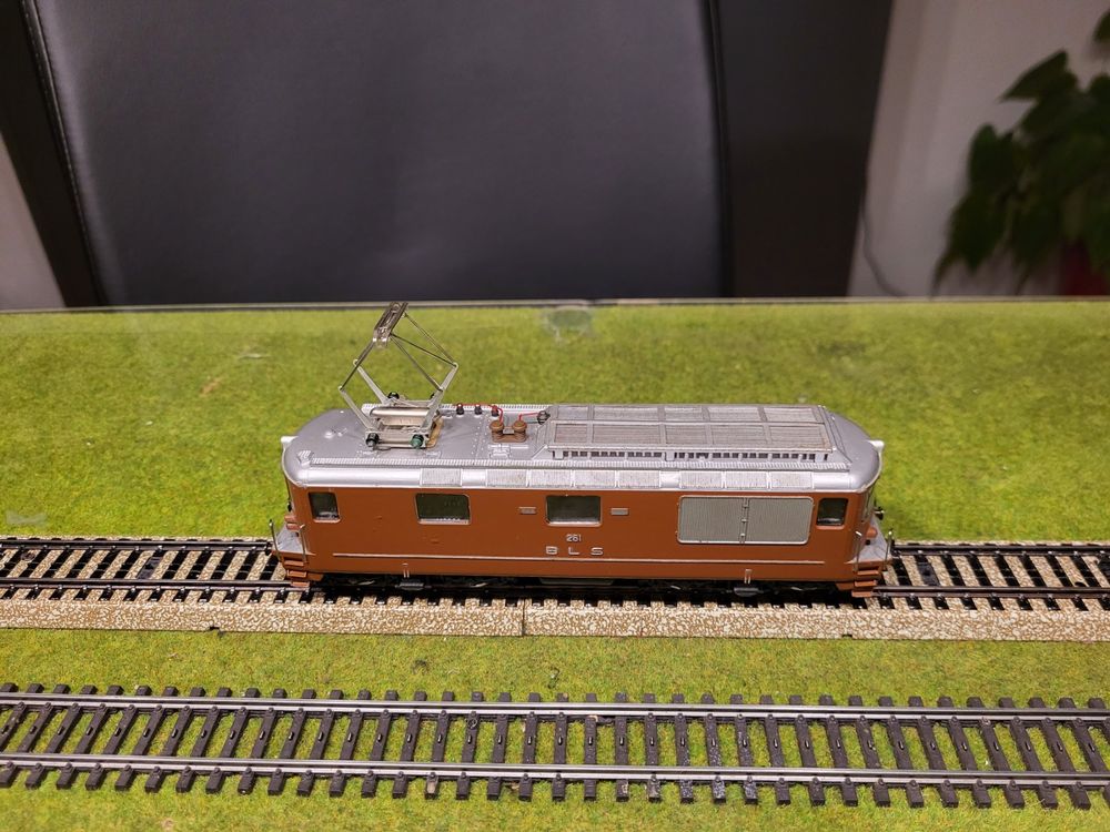 Hag 180 Re 4/4 BLS 261 ESU MFX LP5 AC Digital (Gebraucht) in Pfäffikon SZ für CHF 195 – mit ...