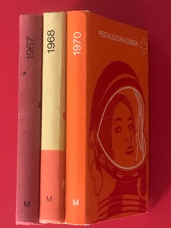 3 Pestalozzi Kalender 1967 1968 1970 (Gebraucht) in Ostermundigen für CHF 12 – mit Lieferung auf ...