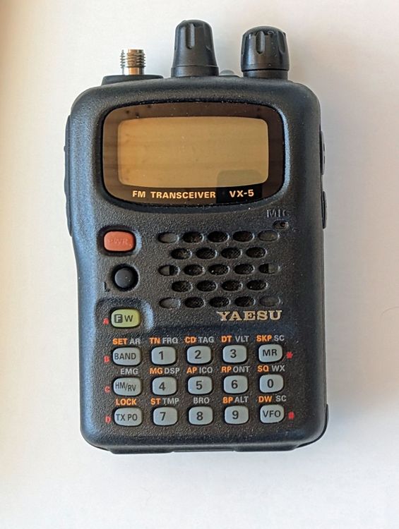 YAESU VX-5R Triple Band FM HAM Transceiver 50/144/430 MHz (Gebraucht) in Neyruz FR für CHF 99 ...