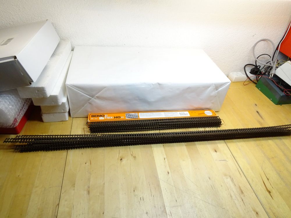 Bemo 9 x 4202 + 10 x 4201 Flexschienen, H0m, OVP (Gebraucht) in Wohlen ...