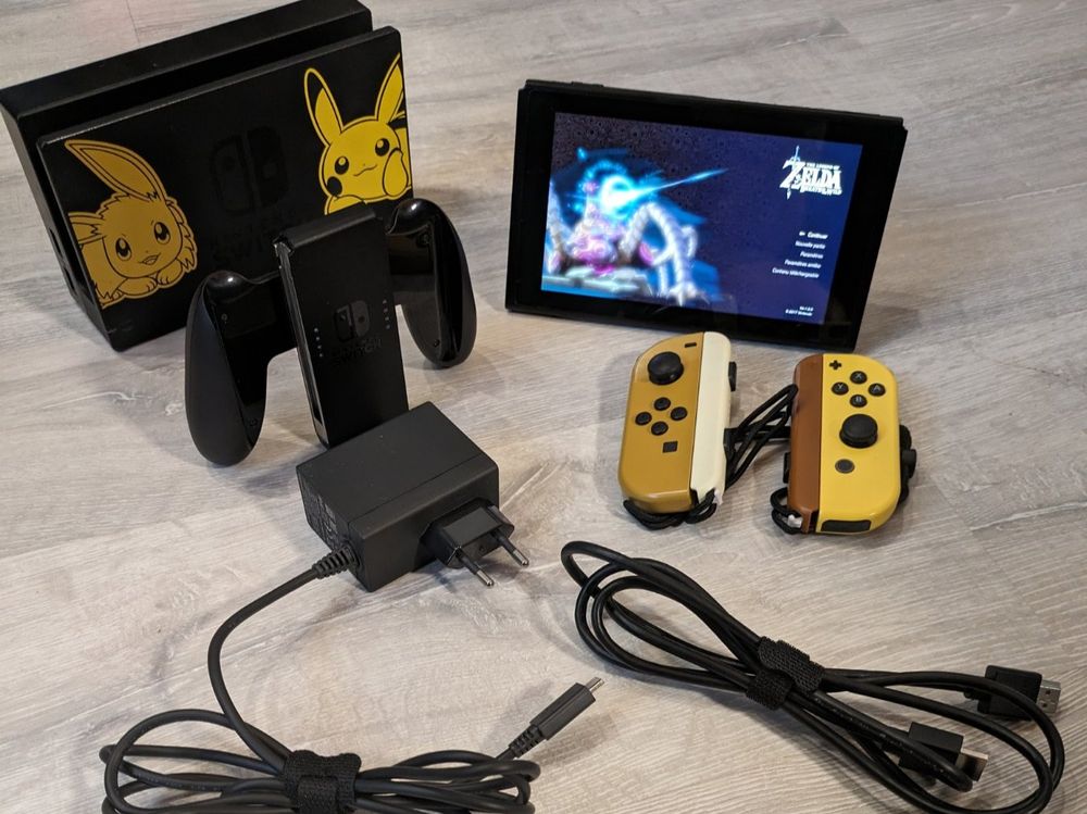 Nintendo Switch Pokemon, Edition Speciale Pikachu et Evoli (Gebraucht ...