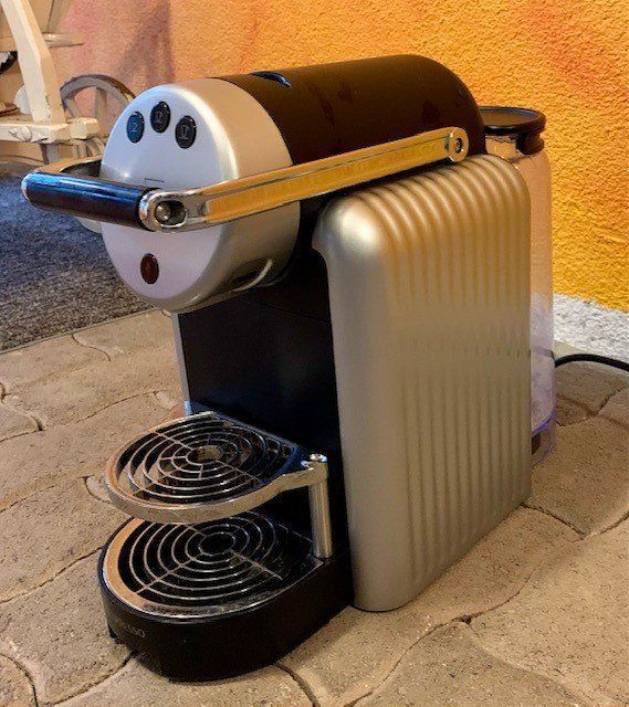Nespresso Zenius PRO Kaffeemaschine 9737 (Gebraucht) in Winterthur für ...