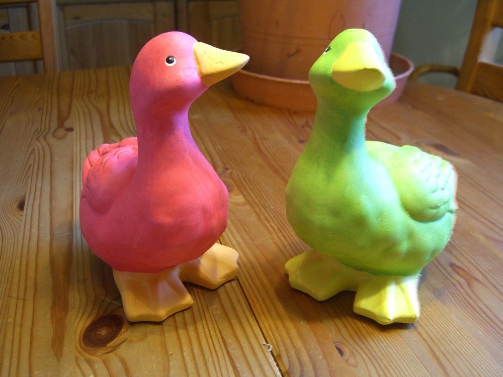 2 wunderschöne, fröhliche Deko Entchen (Neu (gemäss Beschreibung)) in ...
