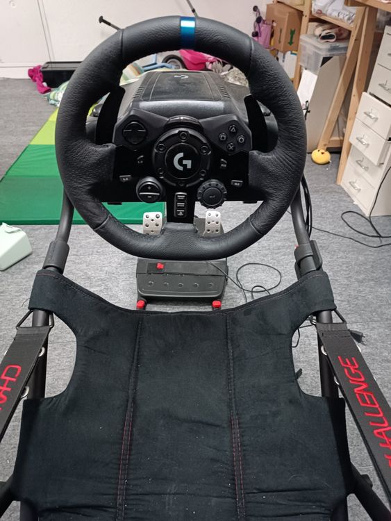 Playseat Challenge + Logitech G923 Racing Wheel (Gebraucht) in ...