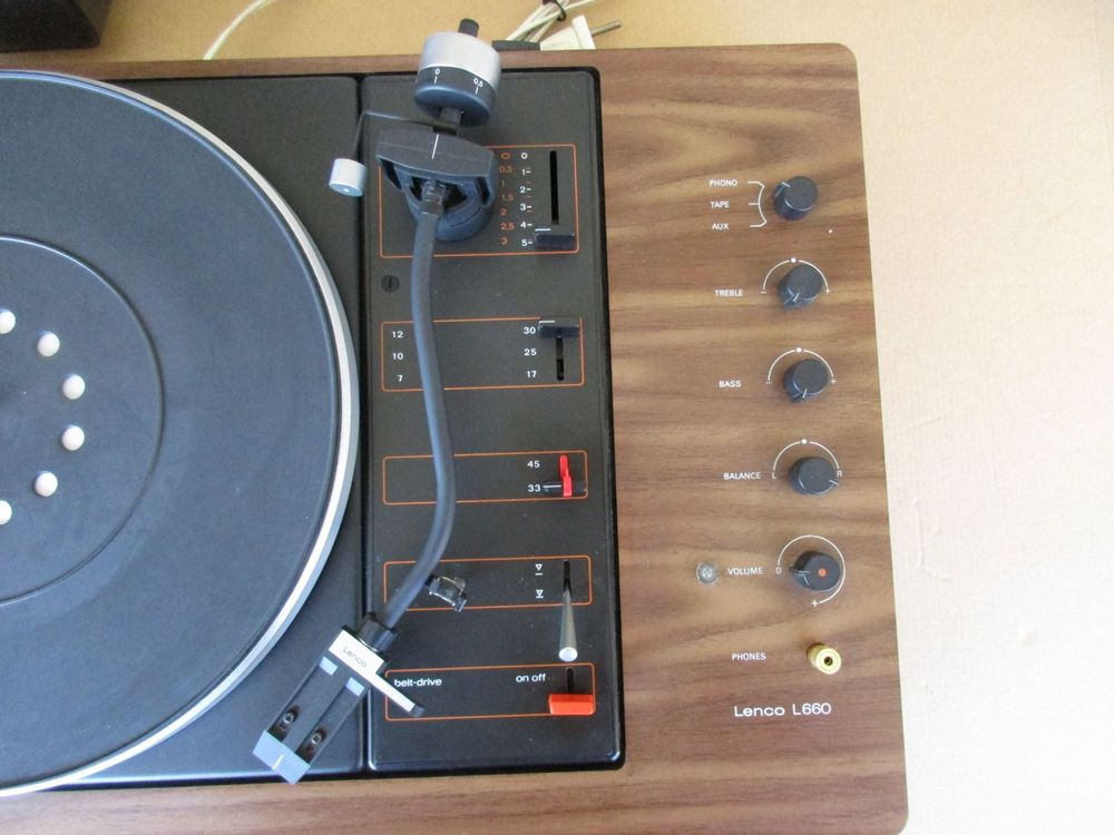 Plattenspieler Lenco L84 | Kaufen auf Ricardo