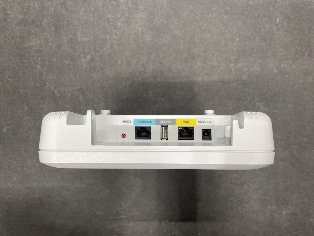 Cisco Air-AP1832I-E-K9 (Neu (gemäss Beschreibung)) in Zermatt für CHF ...