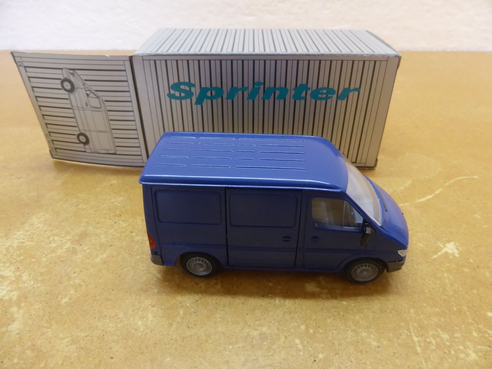 Modellauto Mercedes Sprinter 1:43 (Gebraucht) in Horgen für CHF 1 – mit ...