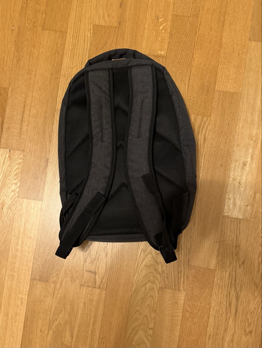 Acer Notebook Rucksack - Grau - Top Zustand! (Gebraucht) in Oetwil an ...