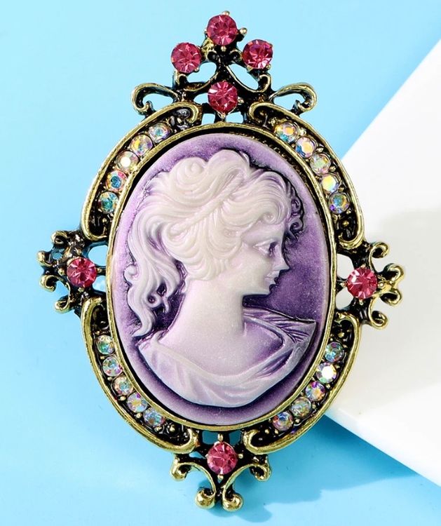 Grosse Brosche in Vintage Still. Altgold Farbe | Kaufen auf Ricardo