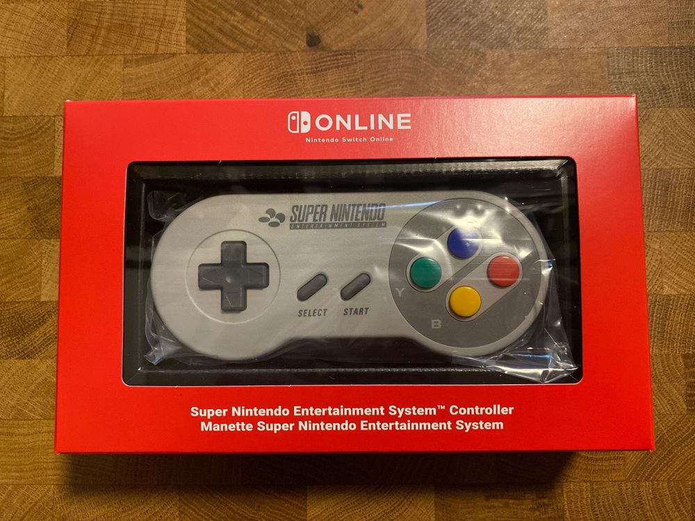 Switch Super Nintendo Controller Neu (Neu und originalverpackt) in Frauenfeld für CHF 50 – mit ...