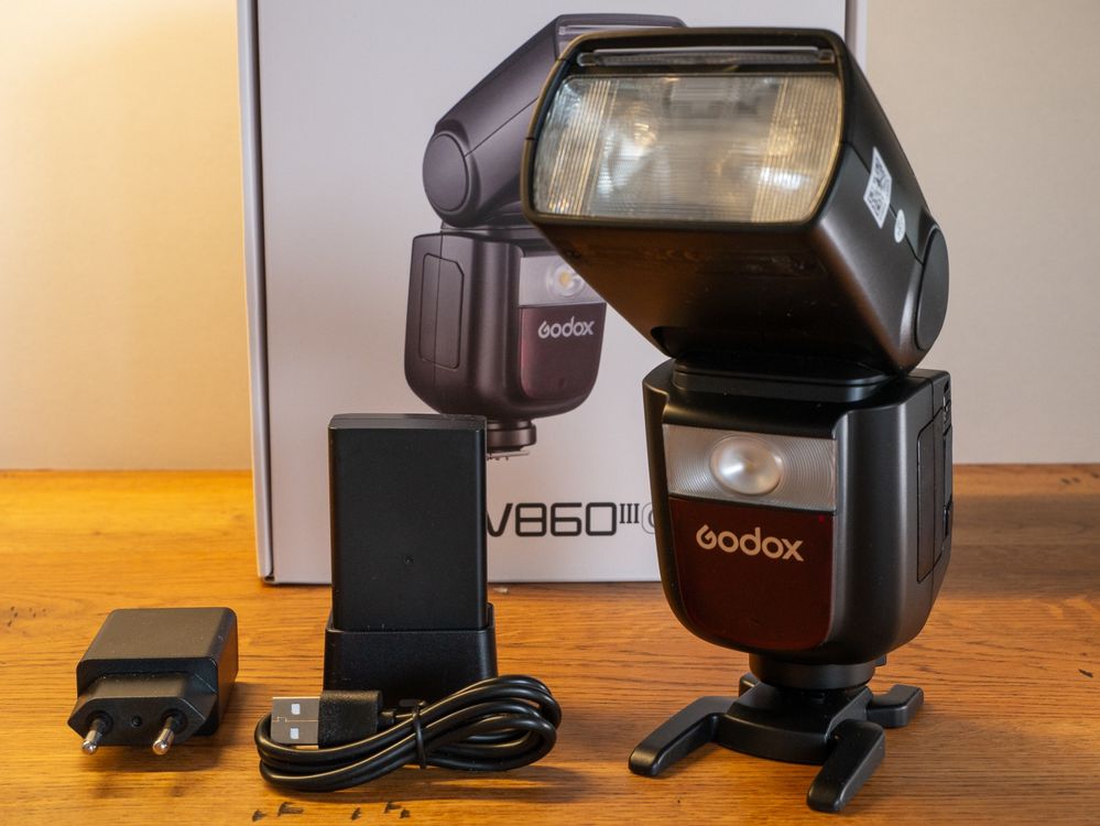 Godox V860 III für Olympus / OM System / Panasonic Lumix (Neu (gemäss ...