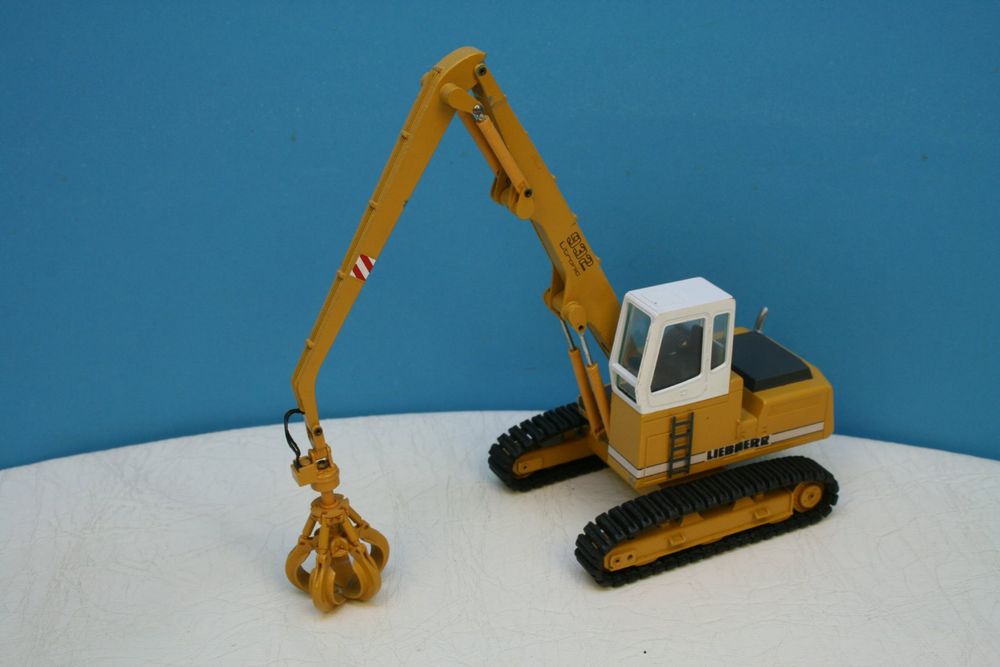 LIEBHERR R 932 Litronic Industrie-Raupenbagger - Conrad (Gebraucht) in ...