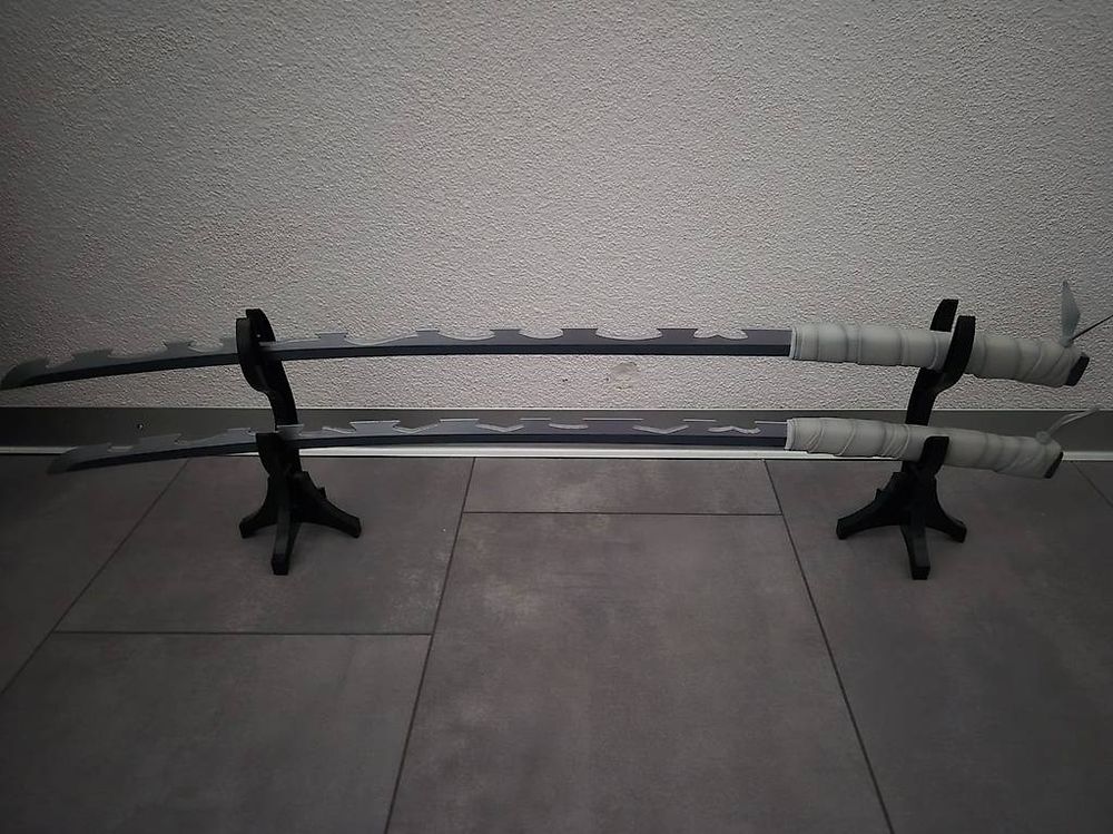 Demon Slayer - Kimetsu no Yaiba: Nichirin 1/1 - Inosuke Hash (Gebraucht ...