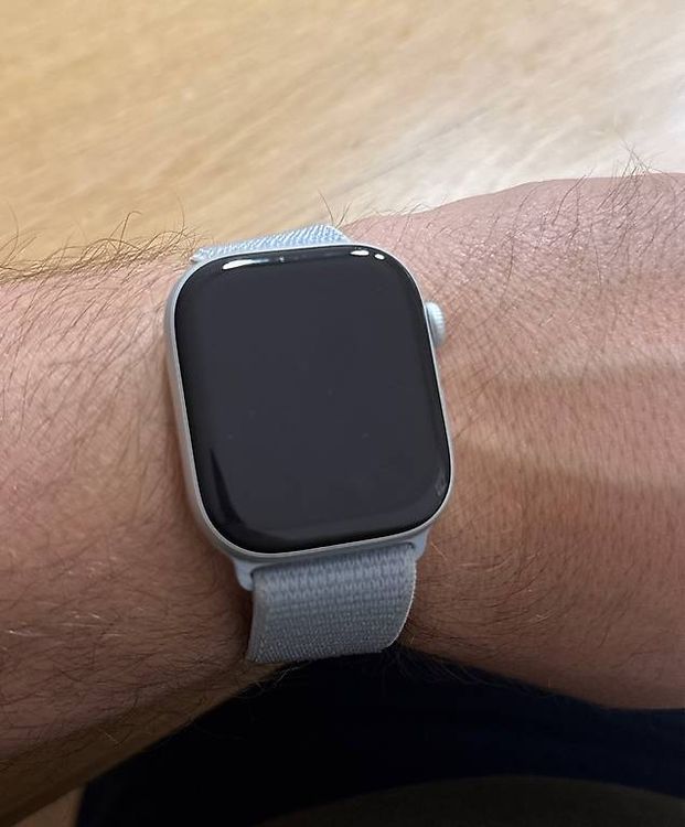 Apple Watch Series 10 (Gebraucht) in Au SG für CHF 250 – mit Lieferung ...