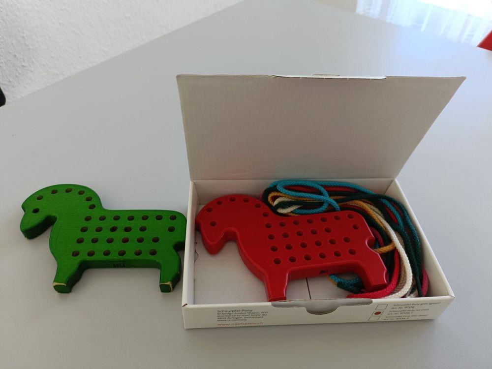 Naef Schnurpfel Pony rot in OVP + grünes Pony und Bänder | Kaufen auf ...