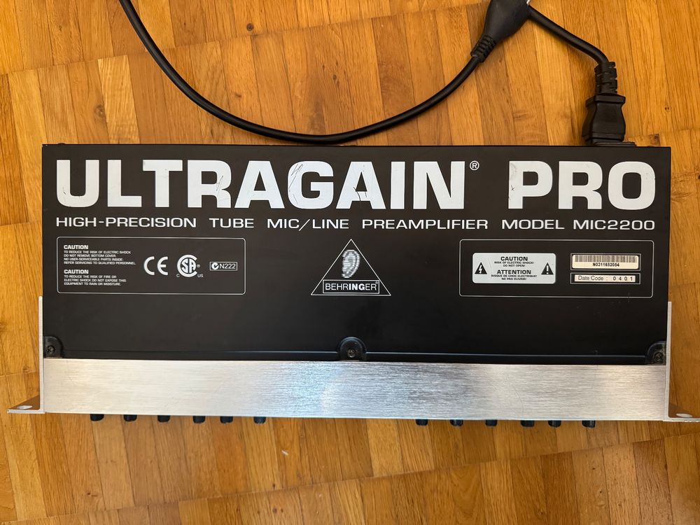 Vorverstärker Behringer Ultragain Pro MIC2200 – Gebraucht (Gebraucht ...