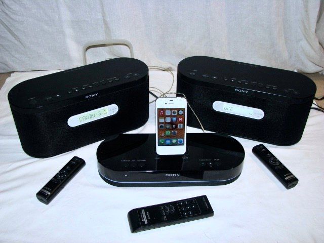 Sony Wireless Multi Room iPod iPhone Dock Air-SA15R wireless (Gebraucht ...