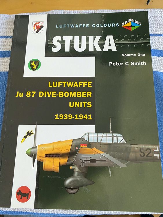 BUCH ENGLISCH STUKA VOLUME ONE LUFTWAFFE COLOURS (Gebraucht) in MÜHLEDORF/SO für CHF 19 – mit ...