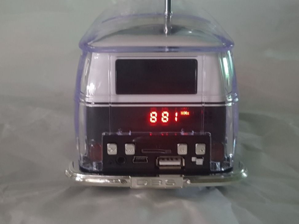 VW Bus Radio mit licht | Kaufen auf Ricardo