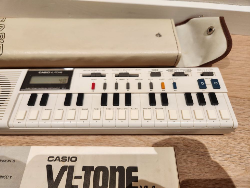 Casio VL-Tone VL-1 Synthesizer + Rechner (Gebraucht) in Immensee für ...