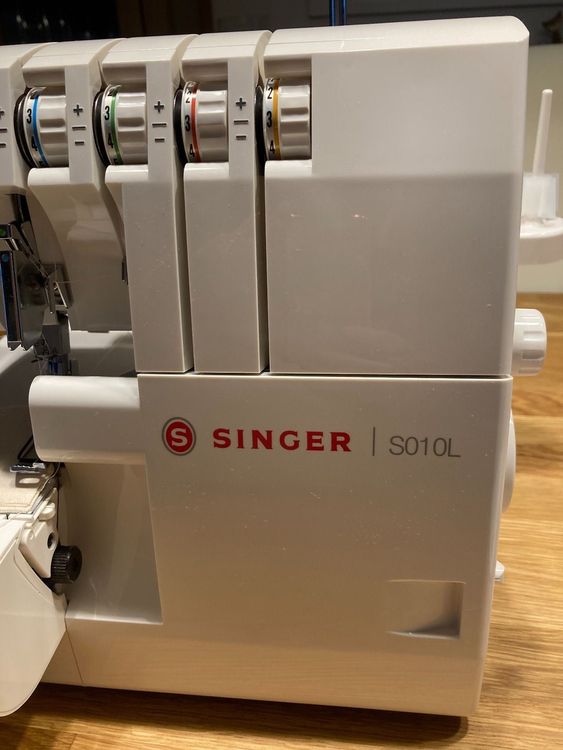 Overlock Nähmaschine Singer S010L (Gebraucht) in Oberentfelden für CHF ...