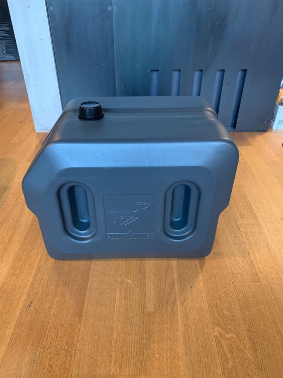 Frontrunner Pro 42l-Wassertank Komplett-Set | Kaufen auf Ricardo