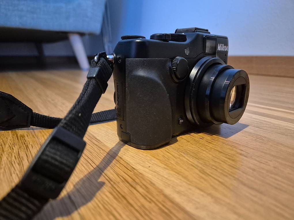 Nikon Coolpix P7100 (Gebraucht) in Luzern für CHF 100 – nur Abholung ...